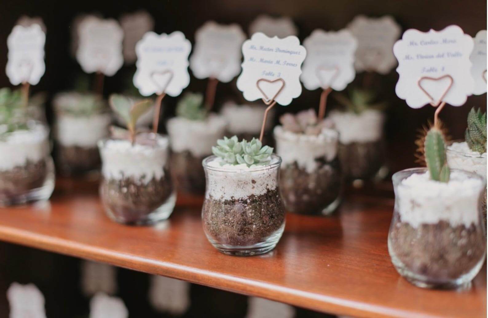 18 Creative Wedding Favors That Double as Place Cards | Emmaline Bride