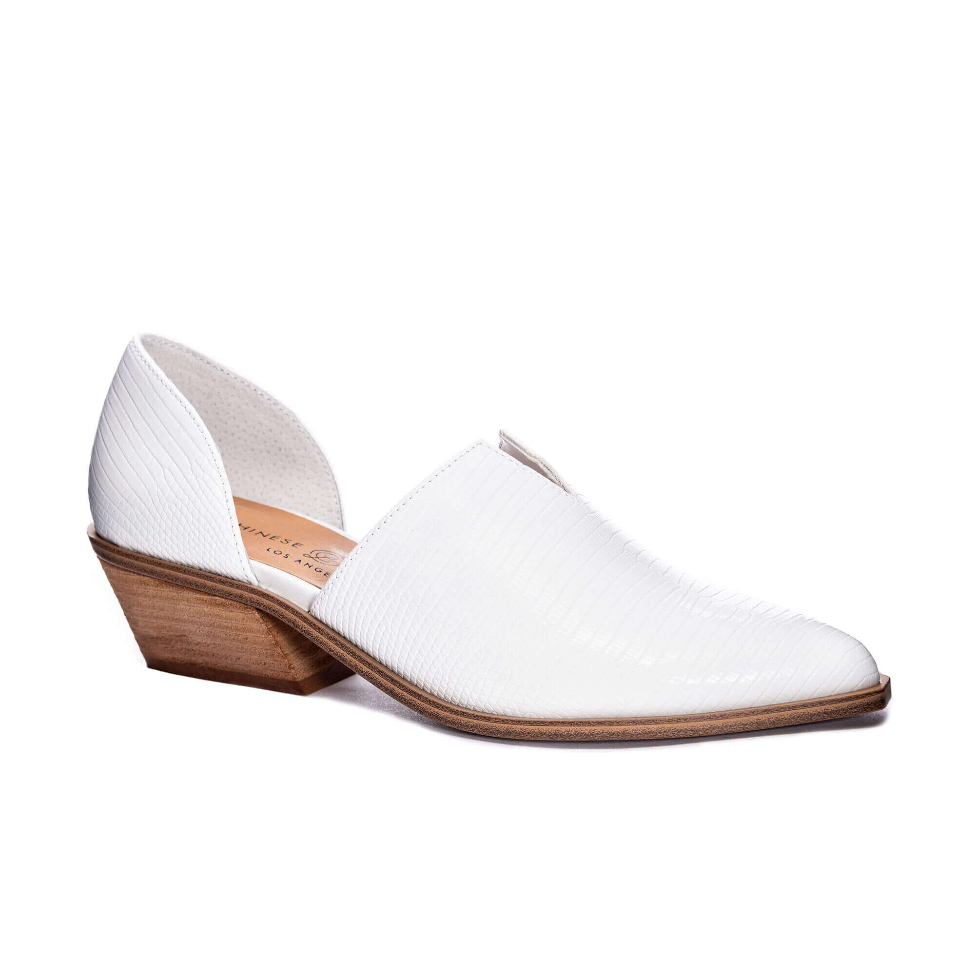 17 Most Comfortable Wedding Boots for the Bride | Emmaline Bride