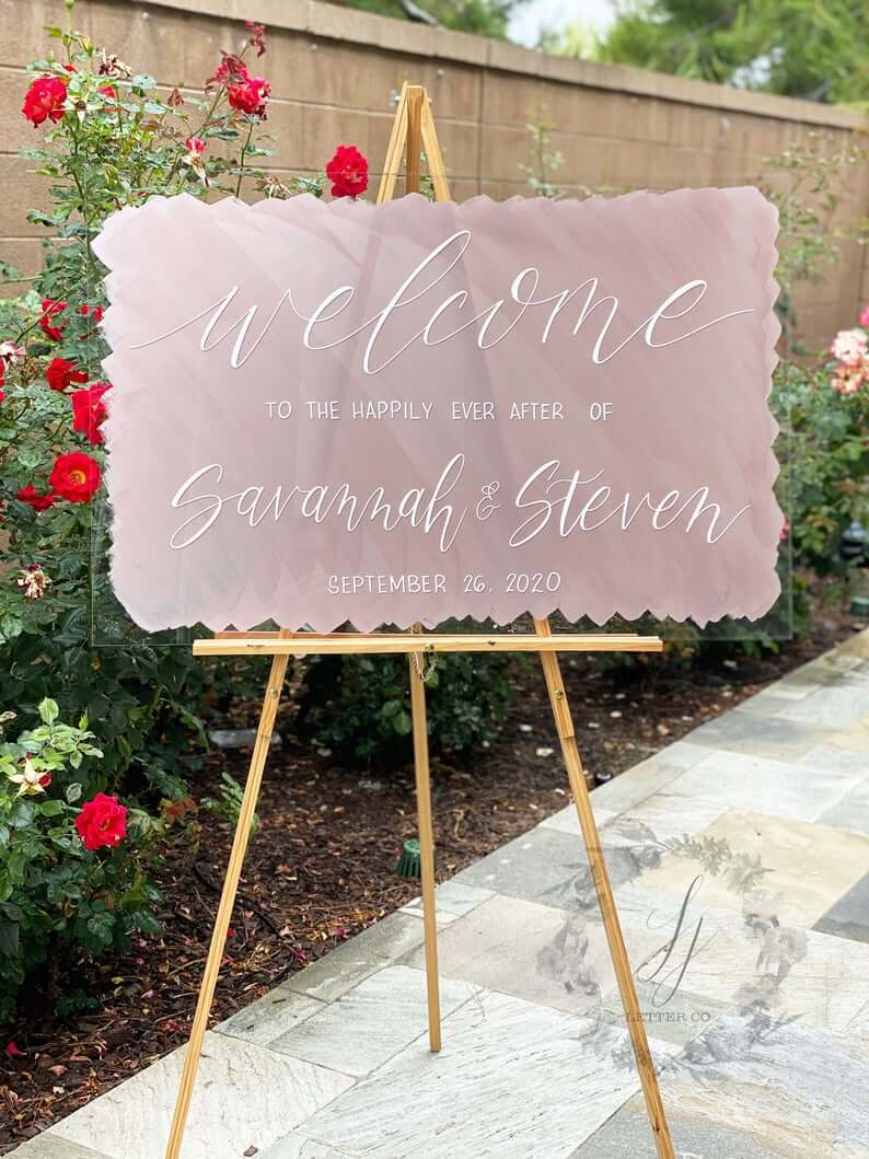 Hand-Lettered Painted Acrylic Wedding Signs? | Emmaline Bride