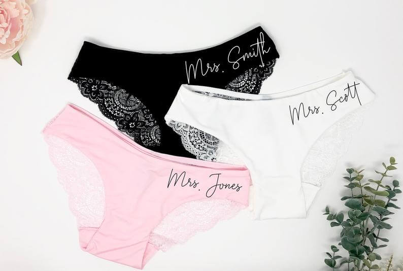 Bride Underwear: The Best Personalized Bridal Underwear for Weddings