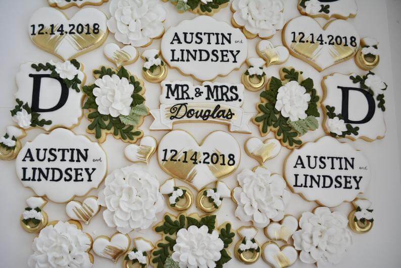 Aw, Sugar: 10 Best Cookies for Wedding Favors | Emmaline Bride