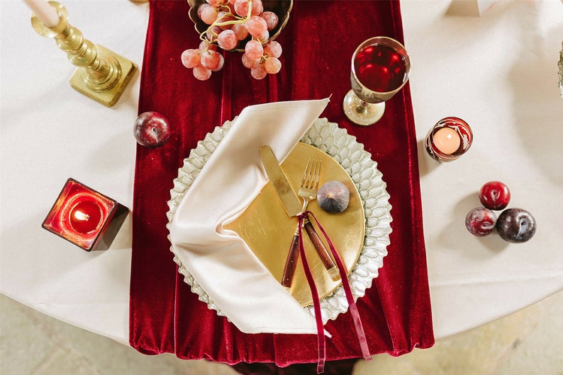 Apple-y Ever After: 34 Apple Themed Wedding Ideas (PHOTOS)