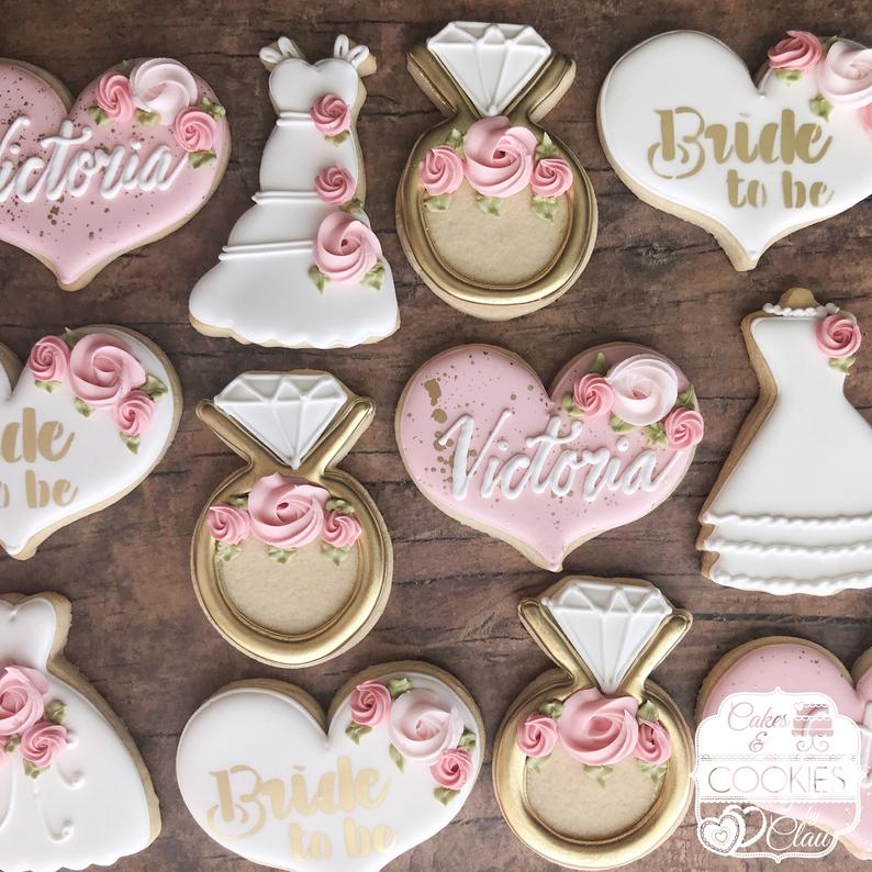 Aw, Sugar: 10 Best Cookies for Wedding Favors | Emmaline Bride