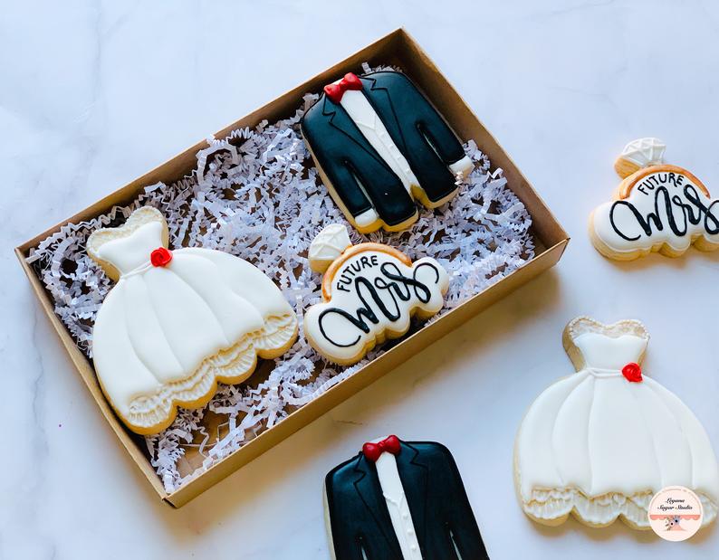 Aw, Sugar: 10 Best Cookies for Wedding Favors | Emmaline Bride