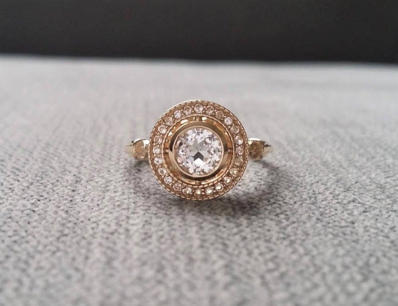 15 Unique Engagement Rings Under 1000 Dollars | Emmaline Bride