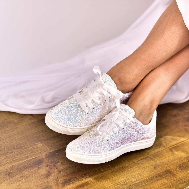 How to Find Wedding Shoes That Are Comfortable for Fun + Dancing