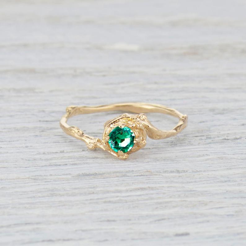 28 Most Unique Earthy Engagement Rings | Emmaline Bride Wedding Blog