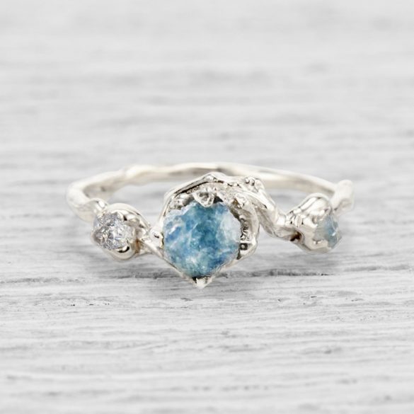 28 Most Unique Earthy Engagement Rings | Emmaline Bride Wedding Blog