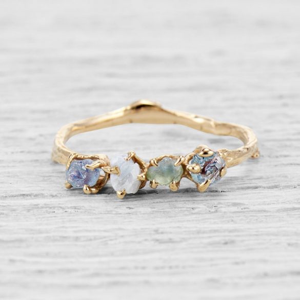 28 Most Unique Earthy Engagement Rings | Emmaline Bride Wedding Blog