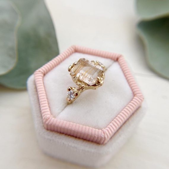 28 Most Unique Earthy Engagement Rings | Emmaline Bride Wedding Blog