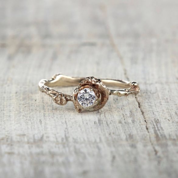 28 Most Unique Earthy Engagement Rings | Emmaline Bride Wedding Blog