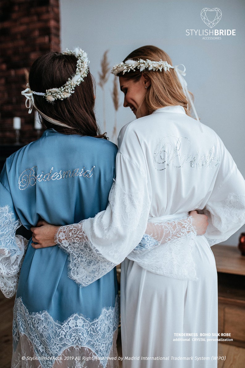 The 41 Best Bridal Robes for 2024: Long, Short, Feathers, Lace!