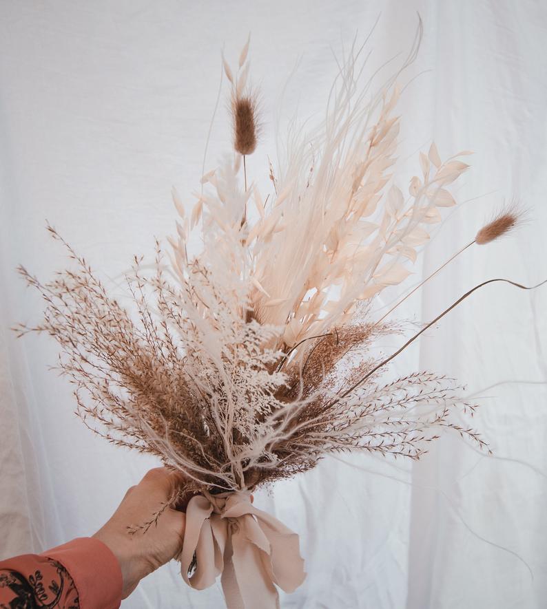 15 Best Pampas Grass Bouquets for Weddings | Emmaline Bride