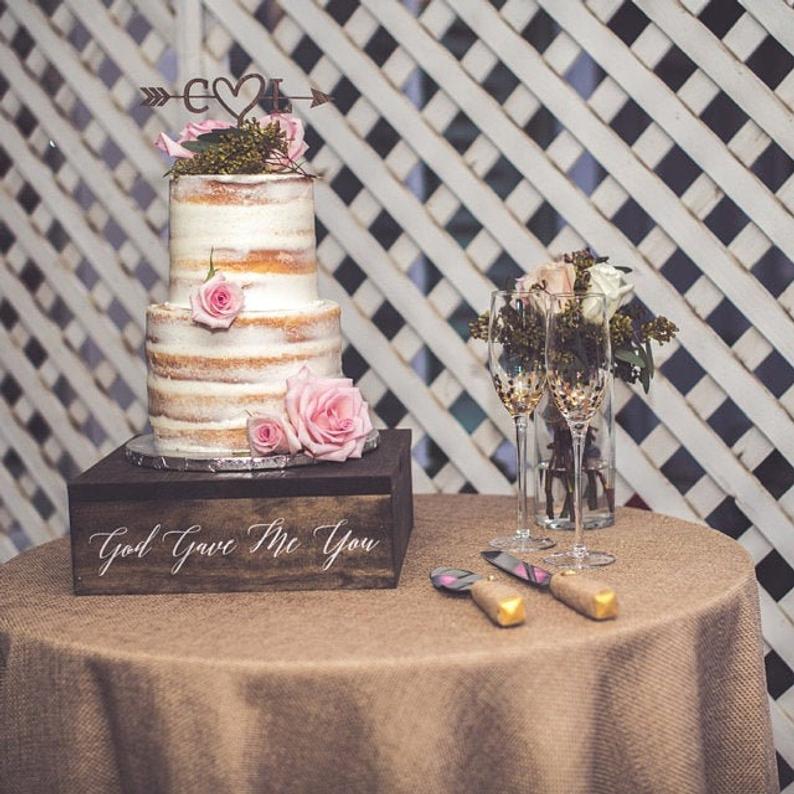 40 Most Unique Wedding Cake Stands for Happily Ever After