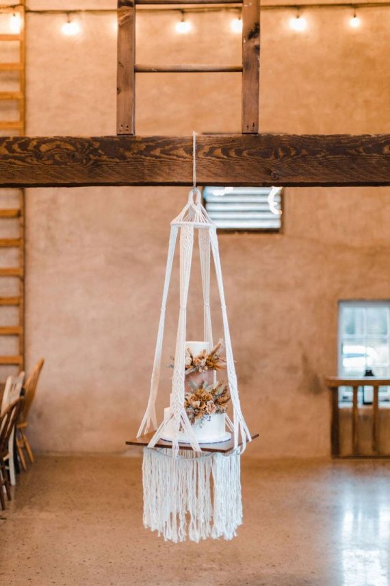 40 Most Unique Wedding Cake Stands for Happily Ever After