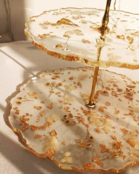 40 Most Unique Wedding Cake Stands for Happily Ever After
