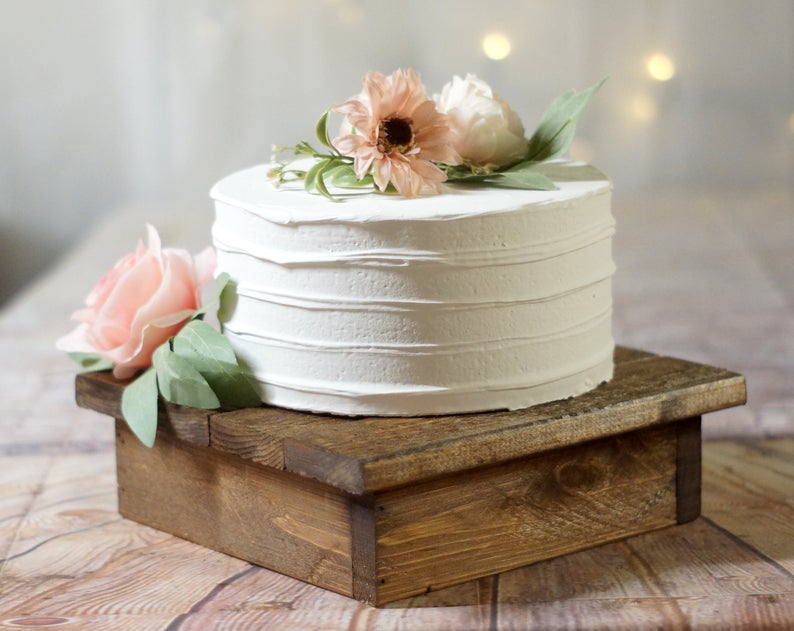 40 Most Unique Wedding Cake Stands for Happily Ever After