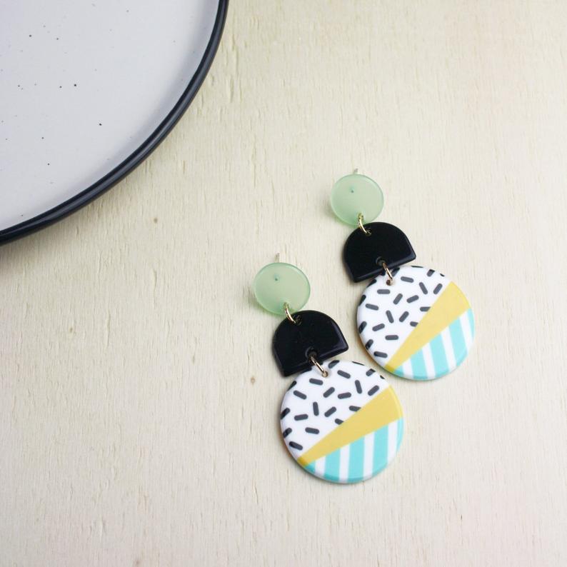 Fun Colorblock Wedding Ideas You'll Want To Steal | Emmaline Bride