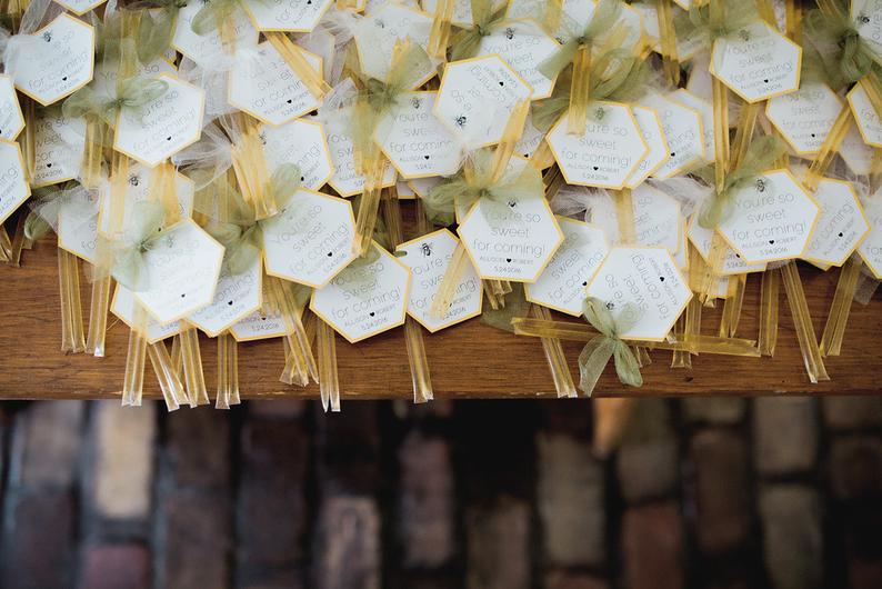 25 Cheap Wedding Favors That Are Not Junk | Emmaline Bride