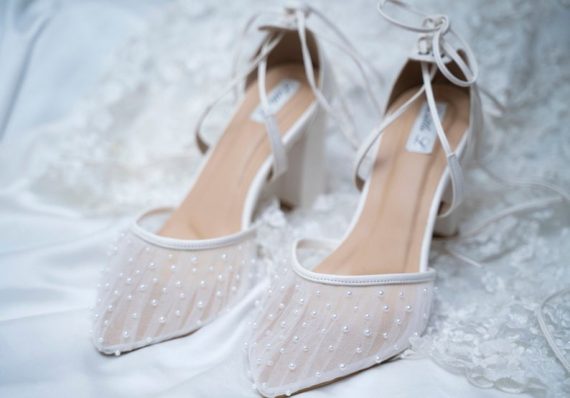 20 Clear Wedding Shoes That Look Even Better Than Cinderella