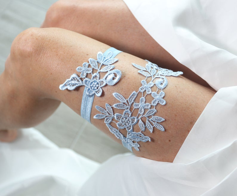 How To Do a Garter Toss: The Wedding Tradition Explained