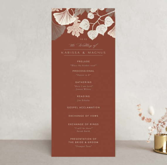 Here's What Size Your Wedding Programs Should Be | Emmaline Bride