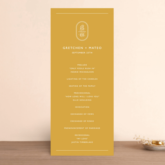 Here's What Size Your Wedding Programs Should Be | Emmaline Bride