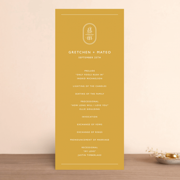 Here's What Size Your Wedding Programs Should Be | Emmaline Bride