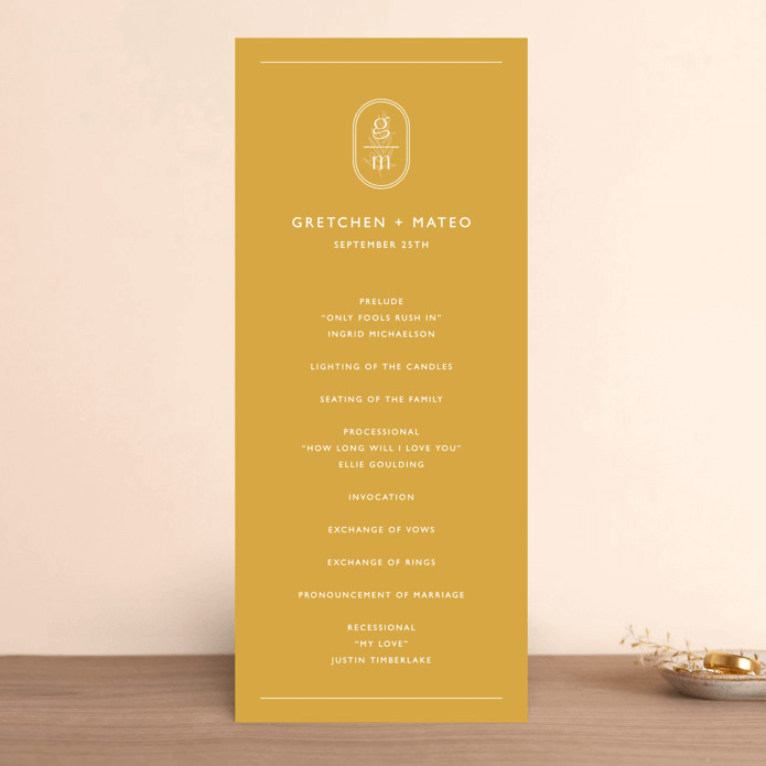 Here's What Size Your Wedding Programs Should Be | Emmaline Bride