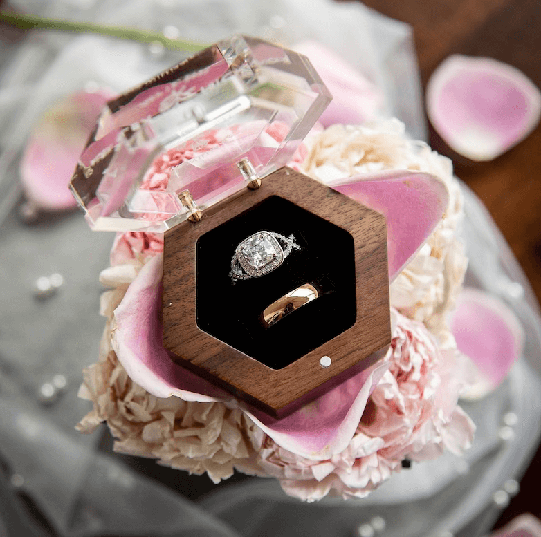 9 Most Incredible Wedding Ring Boxes for Your Ceremony