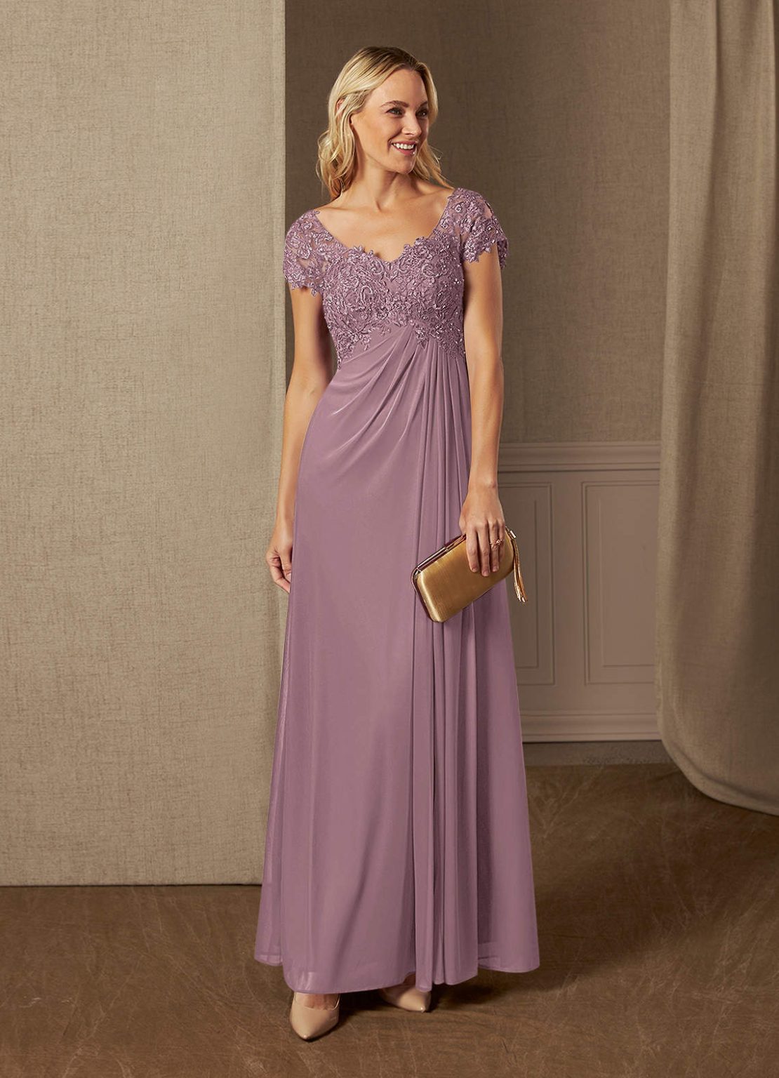 30 Attractive Mother of the Bride Dresses That Aren't Ugly [2024]