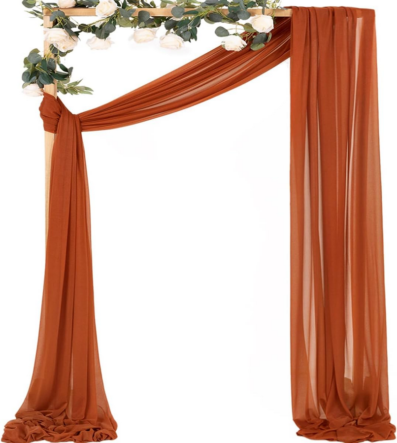 12 Ways to Decorate a Wedding Arch [PHOTOS]