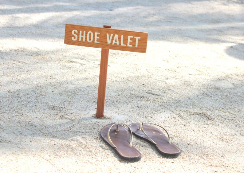 How To Put Dress Code on Wedding Website + Invitation (Nicely!)