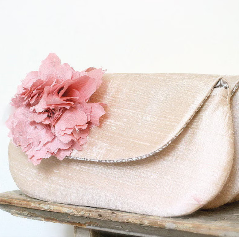 34 Most Beautiful Bridal Purses to Carry at Your Wedding [2023]