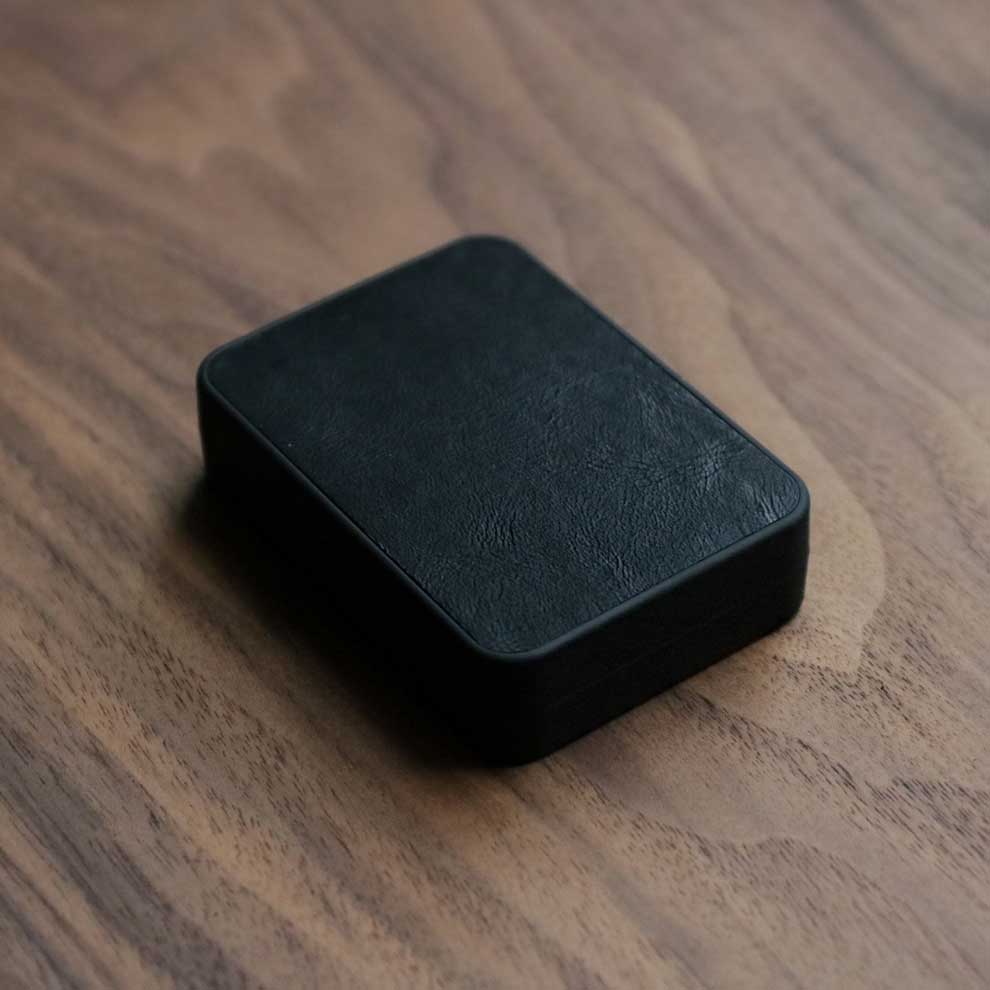 How to Keep the Engagement Ring Box Secret