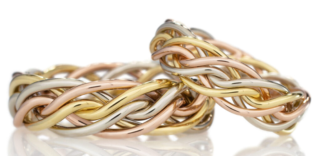 Where to Find Two-Tone and Tri-Tone Wedding Bands