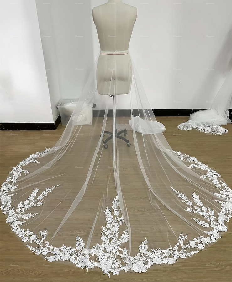 How to Add a Train to a Wedding Dress (Expert Guide)