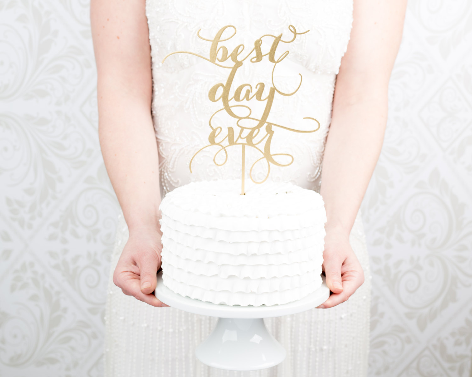 Statement Cake Toppers | Emmaline Bride Wedding Blog