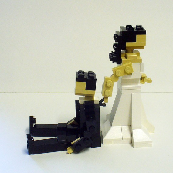 Lego Wedding Cake Toppers | Emmaline Bride Wedding Blog