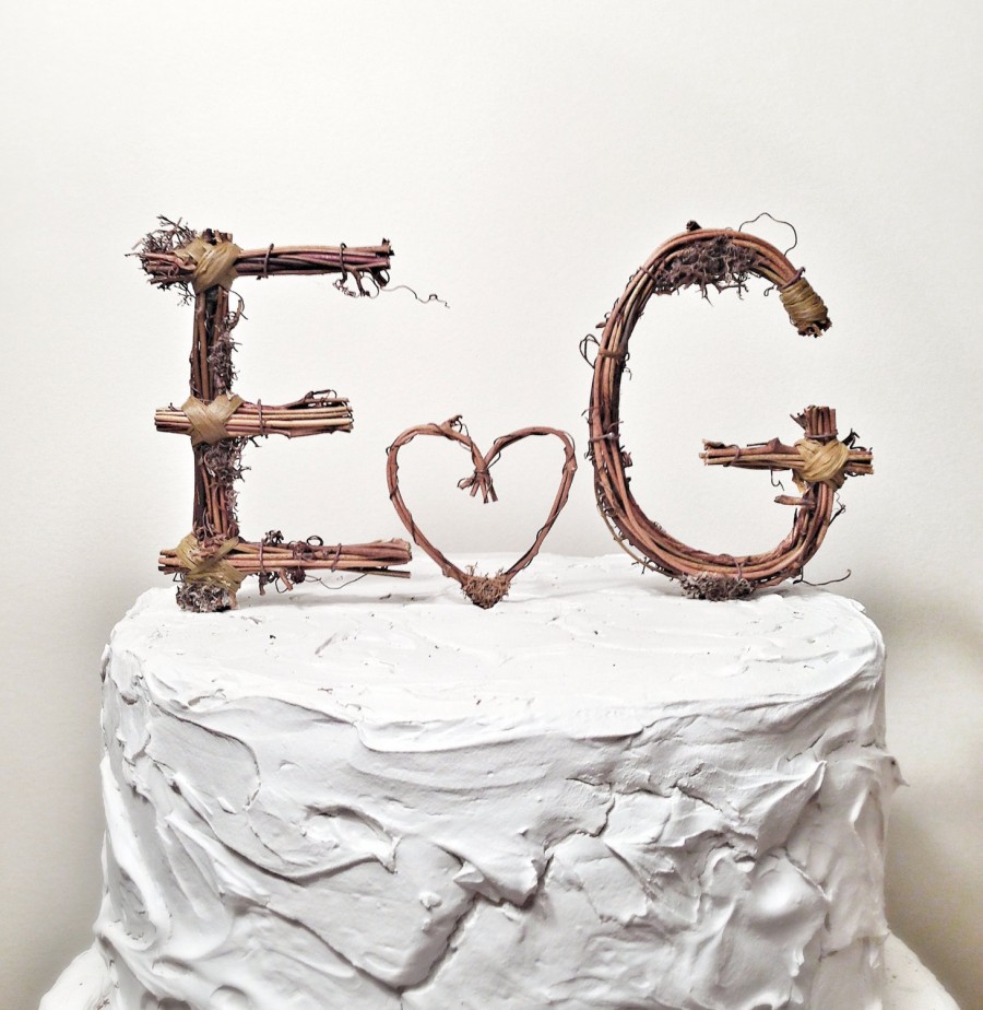 Cake Topper Styles for Unique Couples | Emmaline Bride