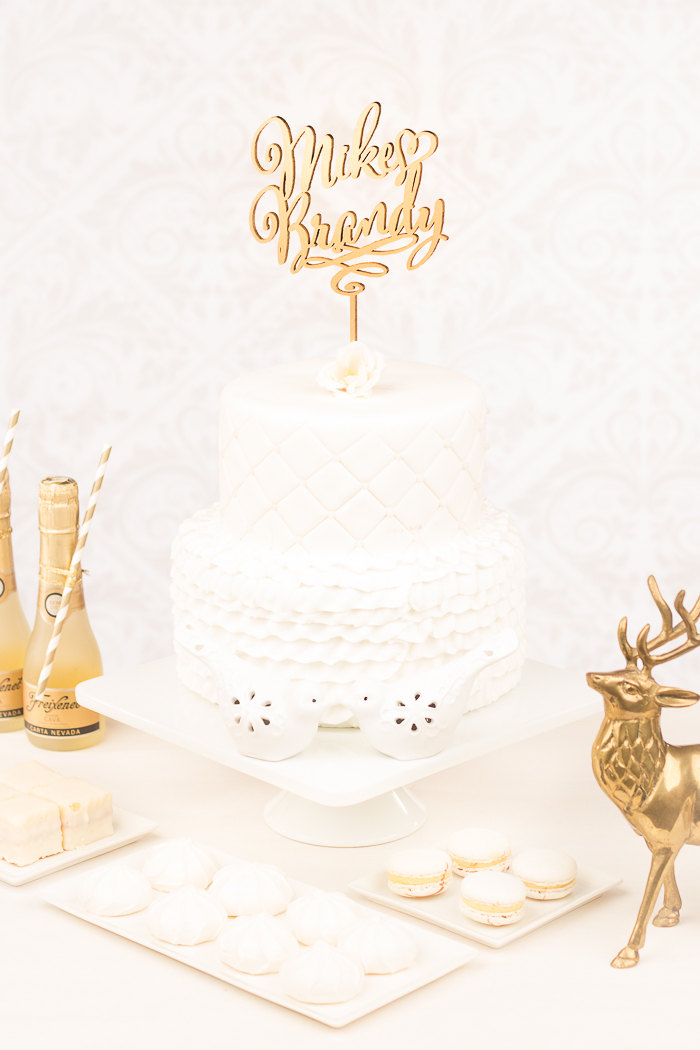 Statement Cake Toppers | Emmaline Bride Wedding Blog