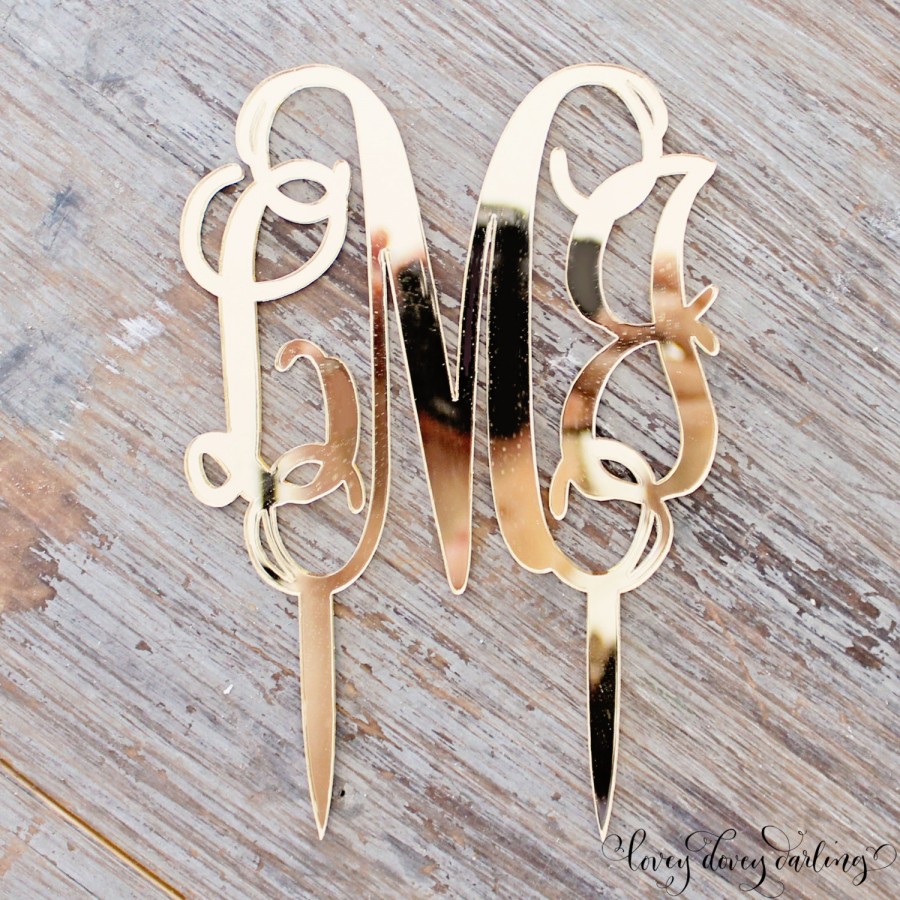 Wedding Mirror Signs: 5 Creative Ways to Use Them