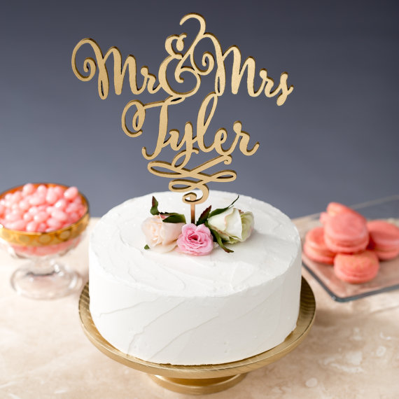 Statement Cake Toppers | Emmaline Bride Wedding Blog