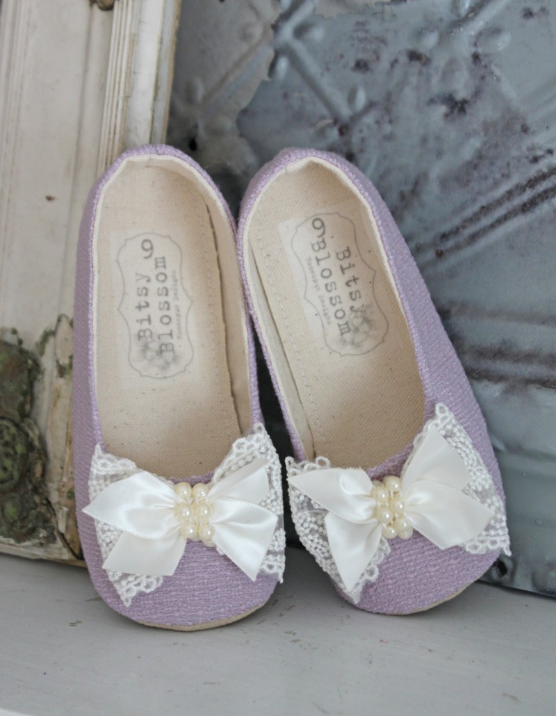 Handmade Flower Girl Shoes: 12+ Modern + Stylish Designs