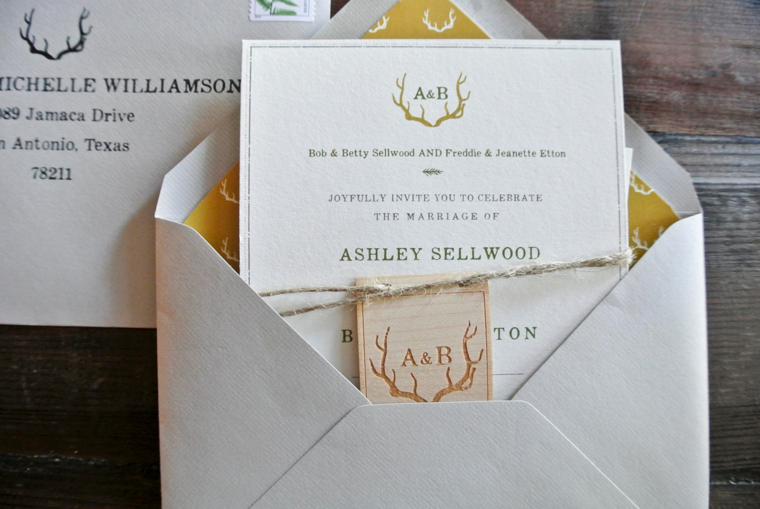 Antler Wedding Ideas & Inspiration | Emmaline Bride
