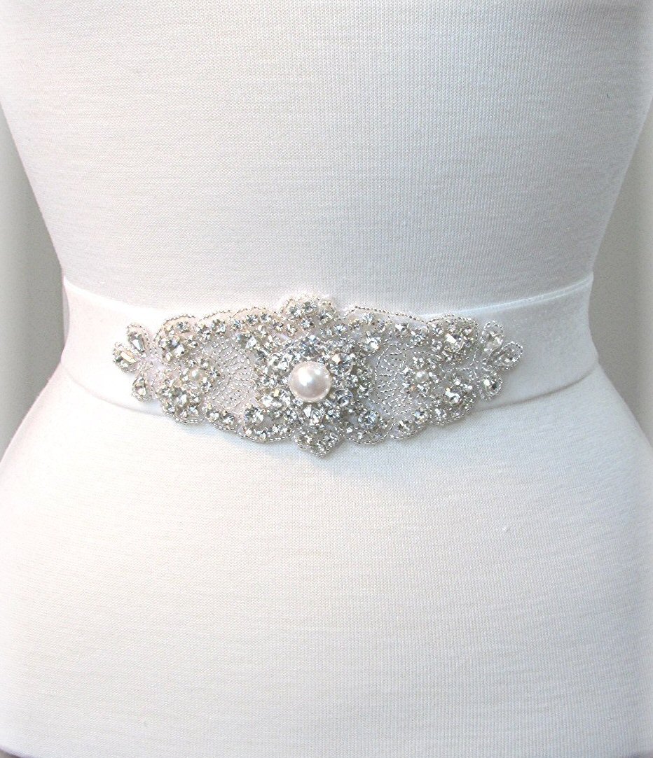Does Your Dress Need a Sash? 7 Reasons It Just Might Does Your Dress Need a Sash? 7 Reasons It Just Might