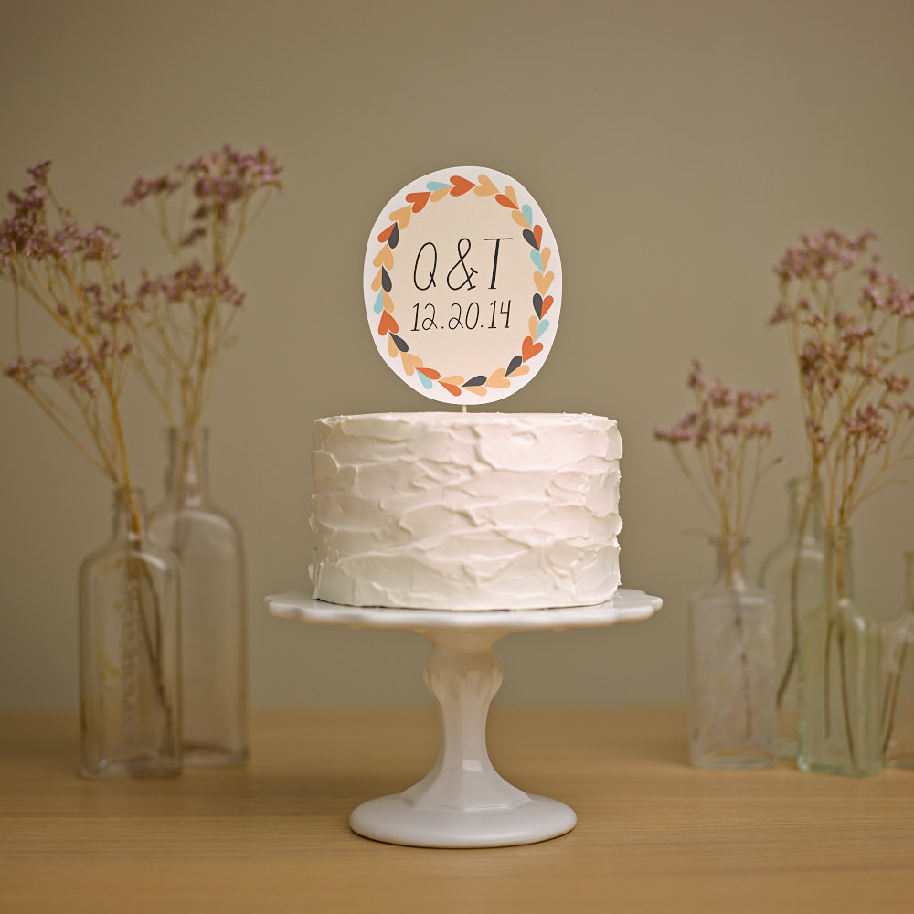 Cake Topper Styles for Unique Couples | Emmaline Bride