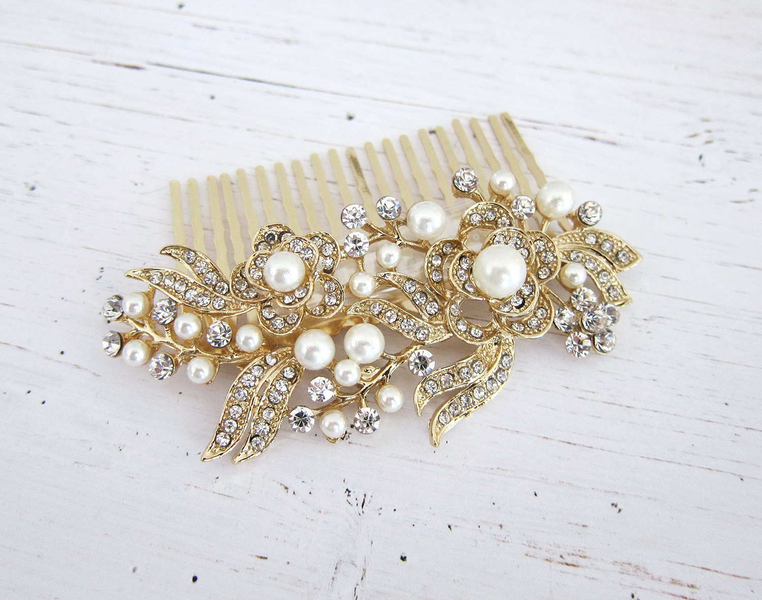 Bridal Hair Combs You'll Love from Lottie Da Designs